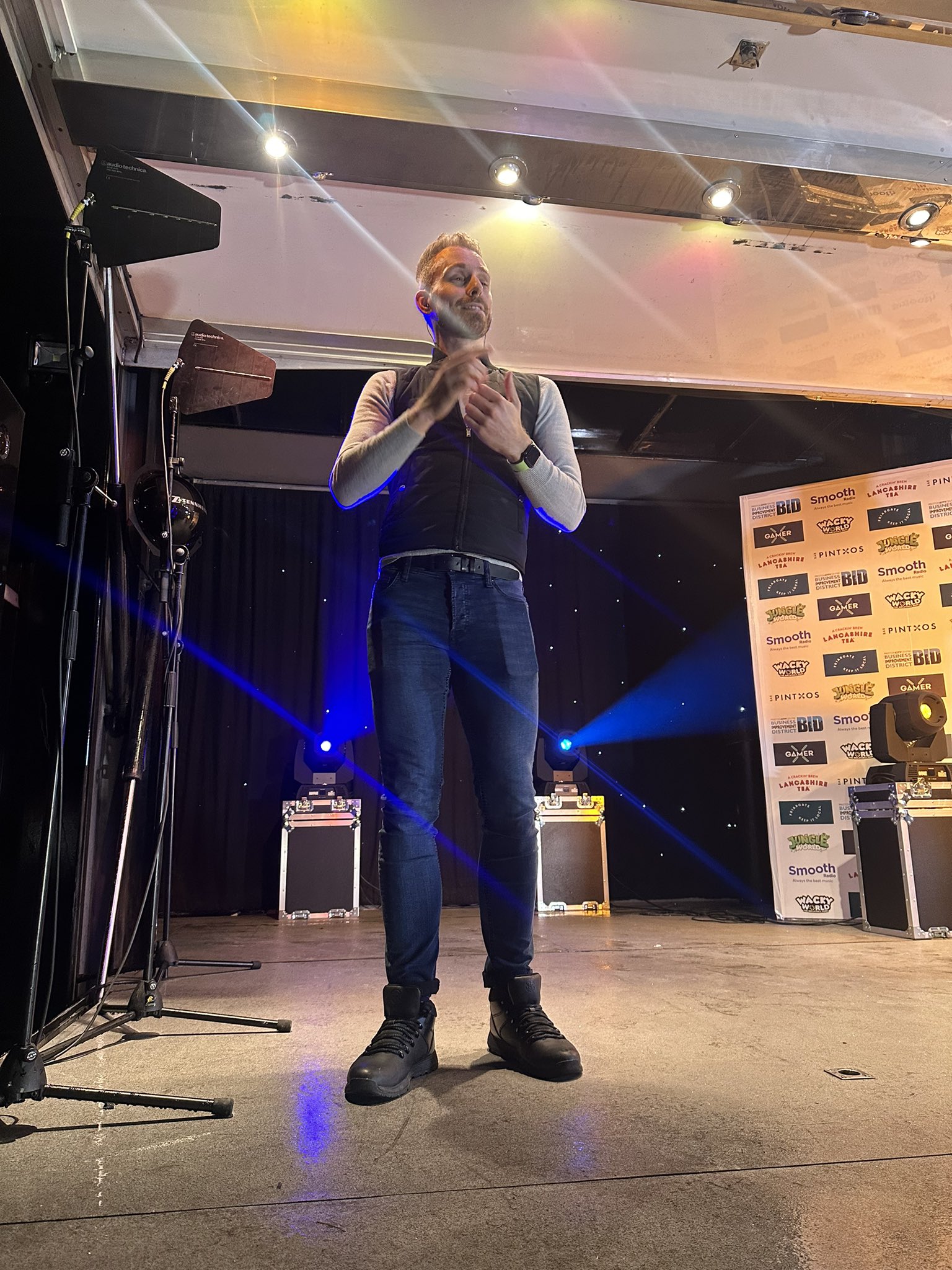 Preston Light Switch-On's BSL Interpreter Sponsored by DENW ...
