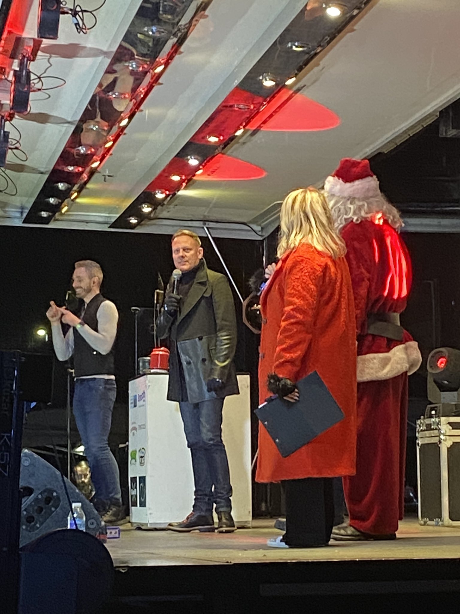 Preston Light Switch-On's BSL Interpreter Sponsored by DENW ...